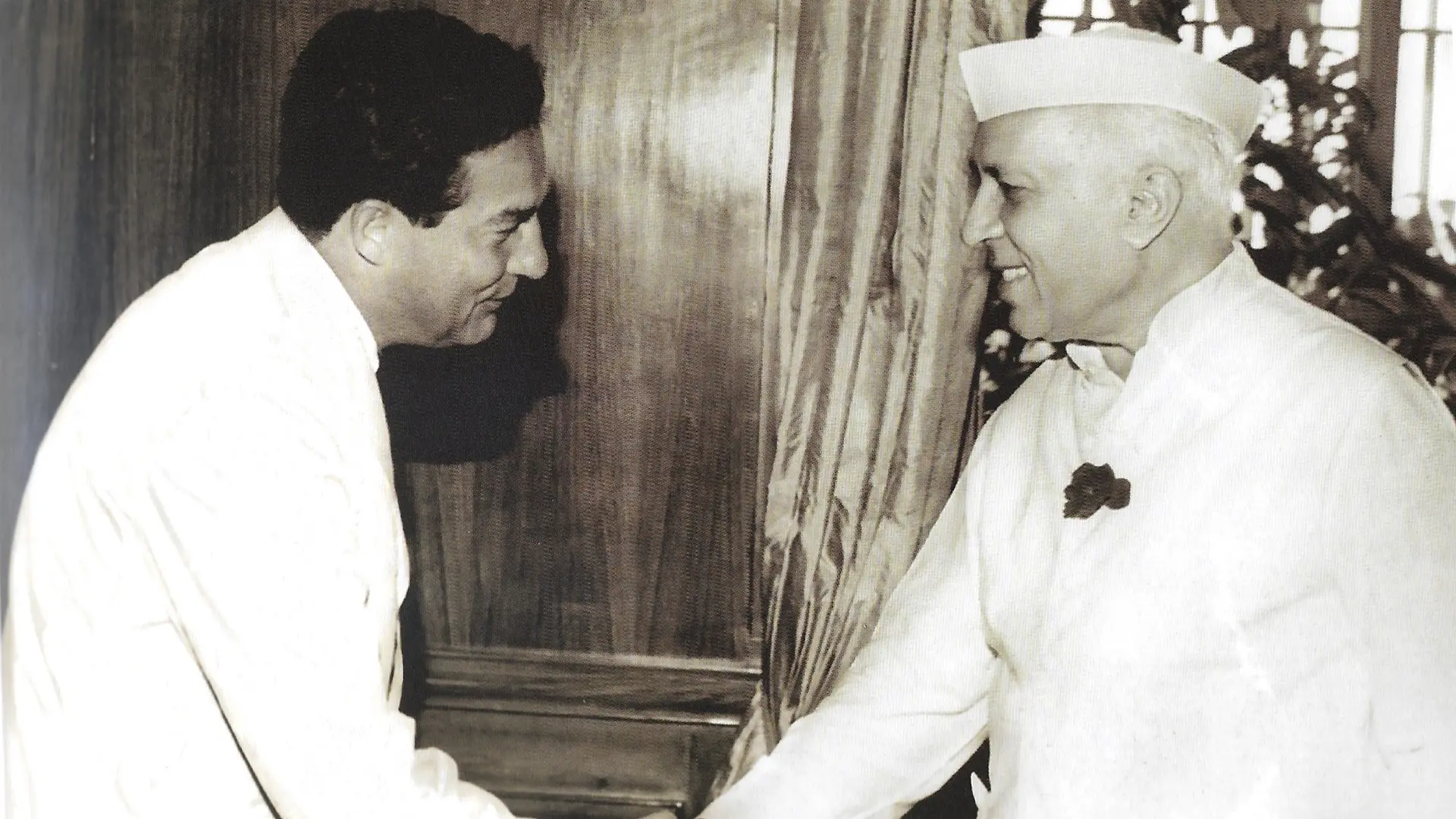 The Poet as Diplomat: Octavio Paz in India - Latin American Literature ...